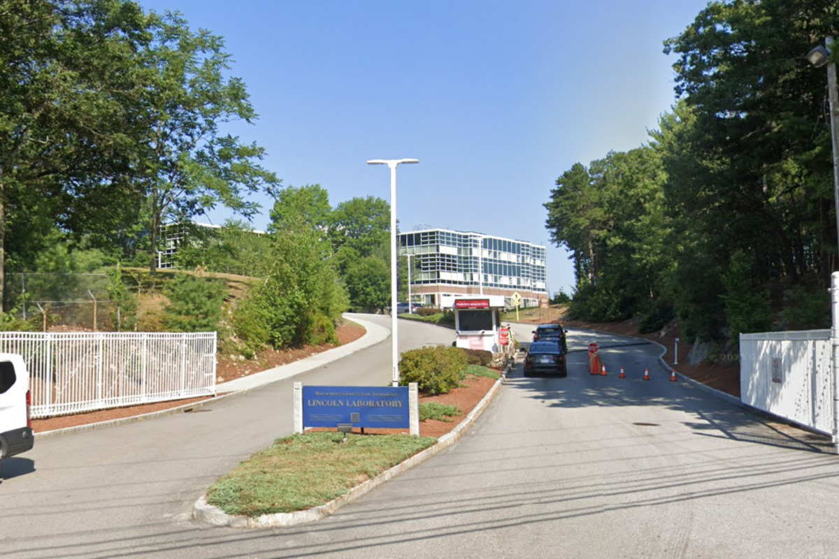 U.S. Military Bases Conduct "Blackout Drills" to Bolster Energy