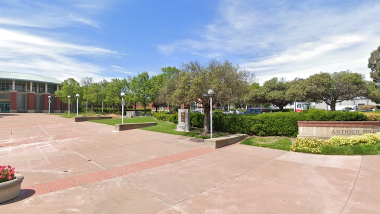 Woman Wounded in Daytime Shooting on Lone Tree Way in Antioch; Police