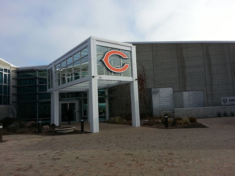 Arlington Heights and Illinois Officials Jostle to Keep Chicago Bears