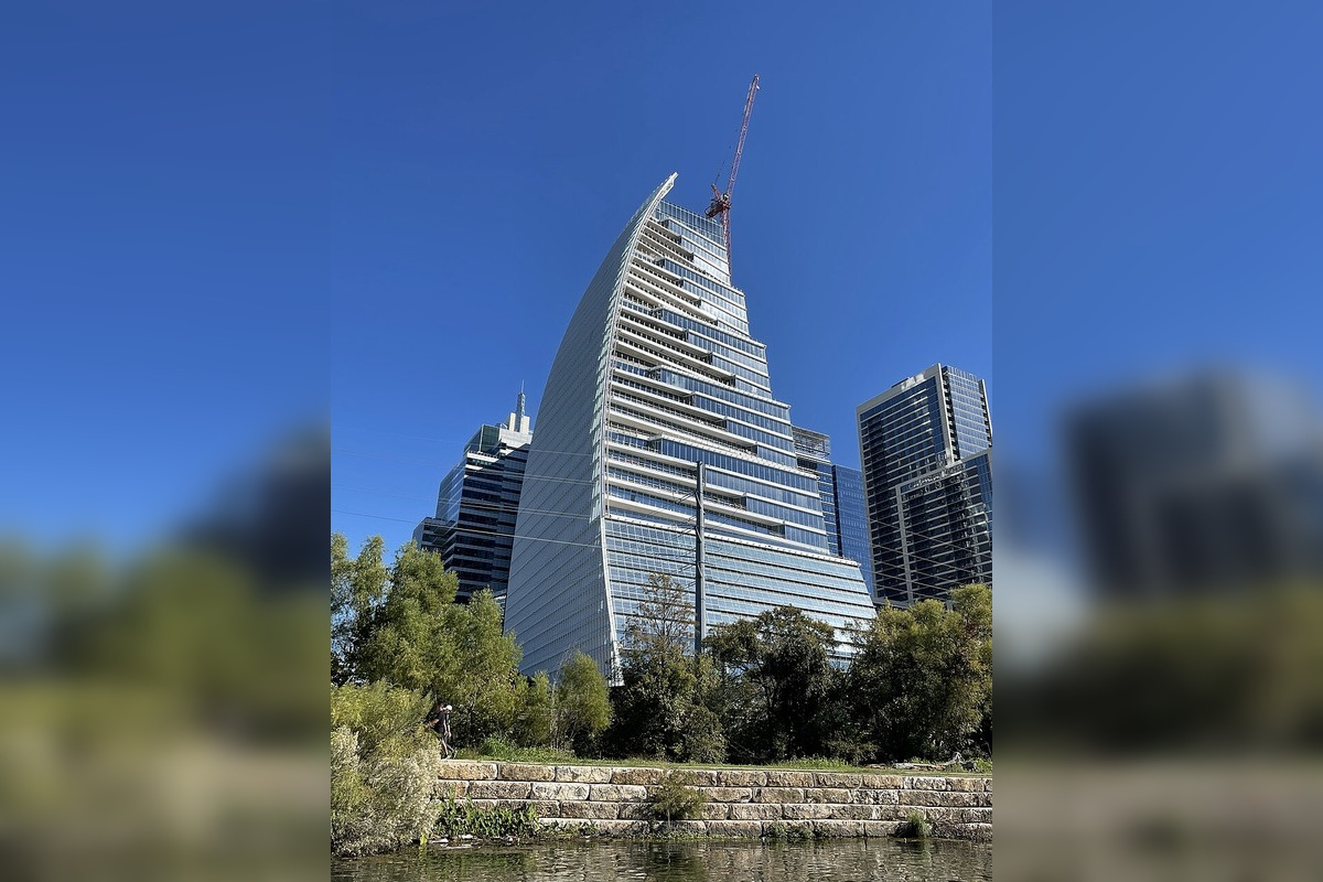 After Years In The Dark, Google’s Sail Tower Finally Lights Up Austin