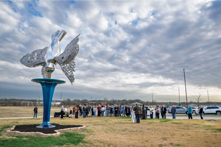 Alliance Park in Fort Worth Unveils Community-Crafted 'Sipping From