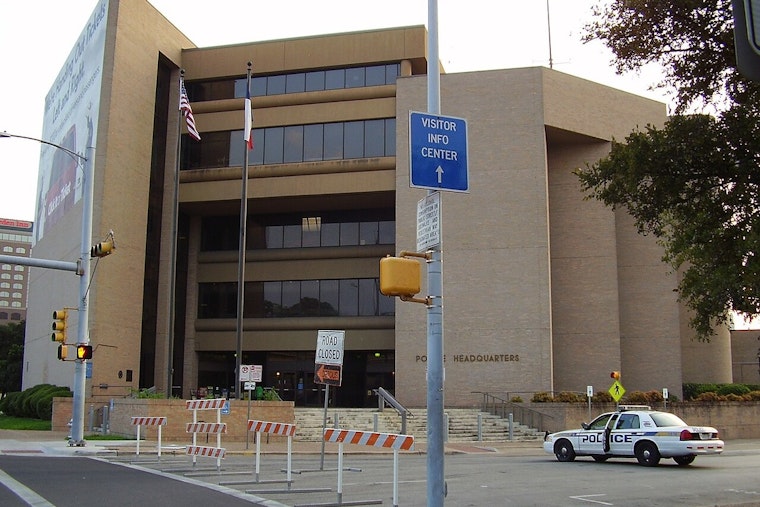 Austin Officer Suspended After High-Speed Pit Maneuver