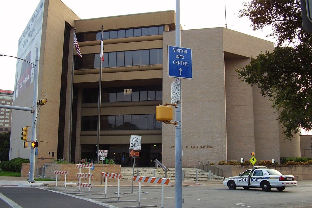 Austin Police Department Contemplates Reinstatement of Officer