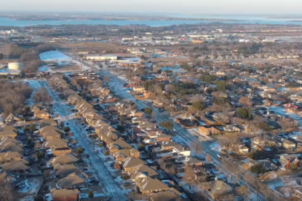 Bird’s-Eye Freeze: Wylie Cop Drone Shows City Crawling On Ice