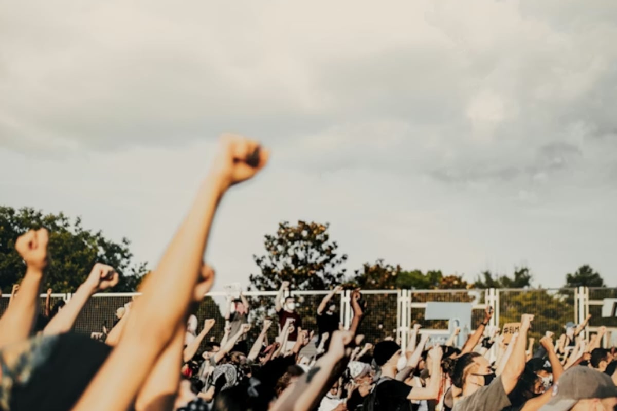 Boston Boils Over as Mass Protests Decry ICE Shooting and Mayor Slams