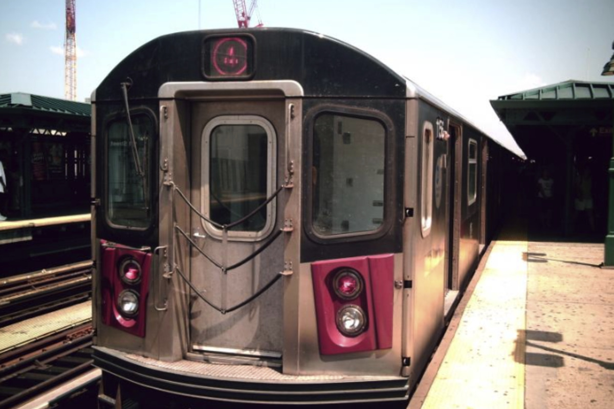 Bronx and Manhattan Subway Riders Face Service Disruptions as MTA