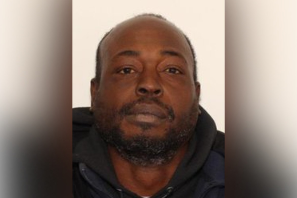 Cincinnati Police Appeal for Public Help to Locate Missing Artez