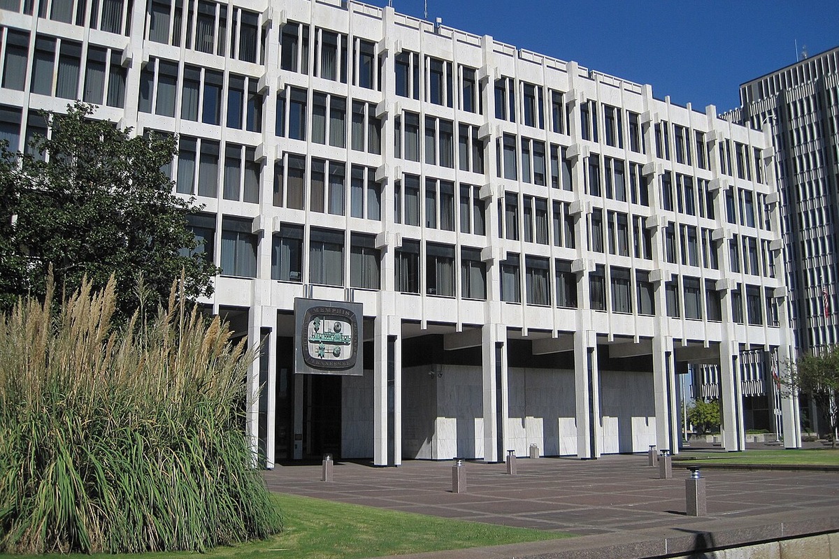 City Hall Showdown As Memphis Library Workers Pack Council Vote