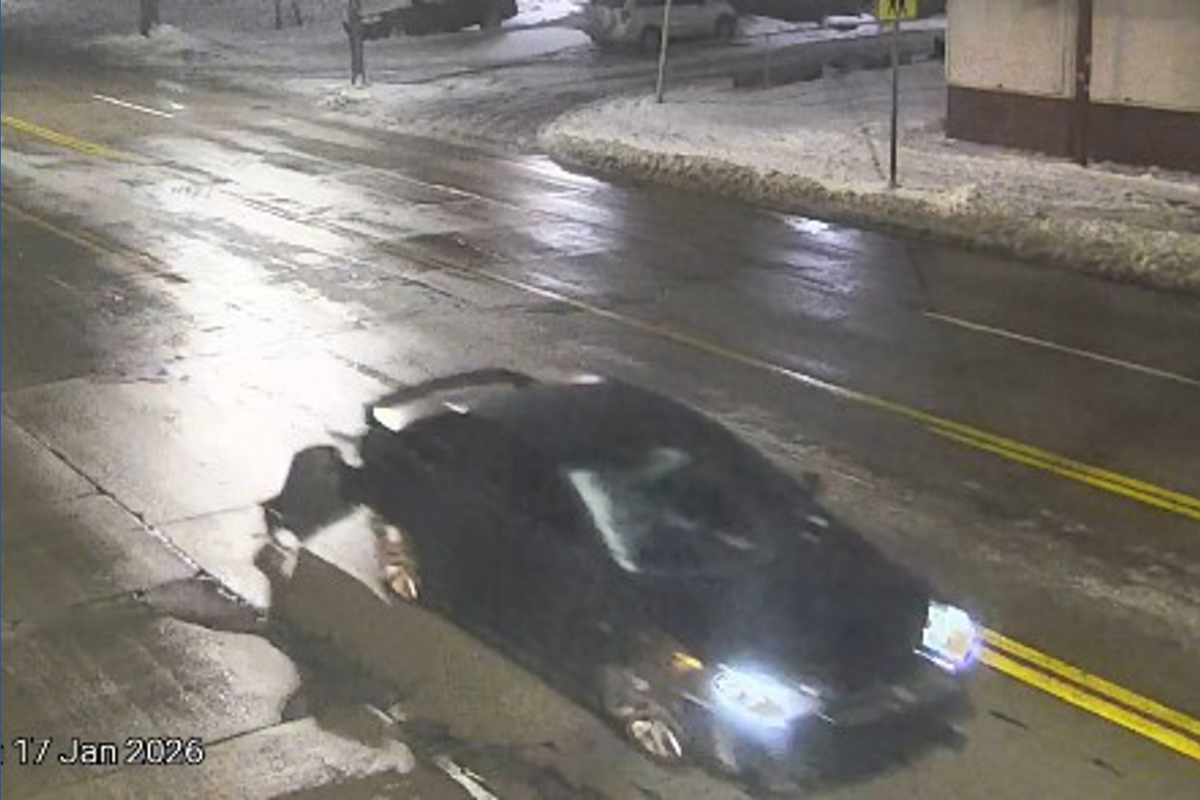 Cleveland Police Seek Public's Help to Find Suspect in Fatal