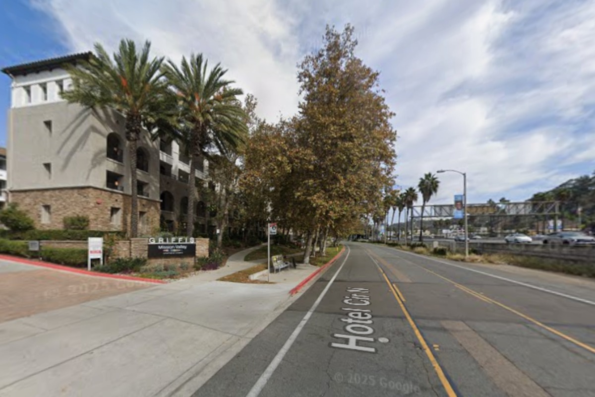 Cops Flood Mission Valley’s Hotel Circle North in Barricade Showdown