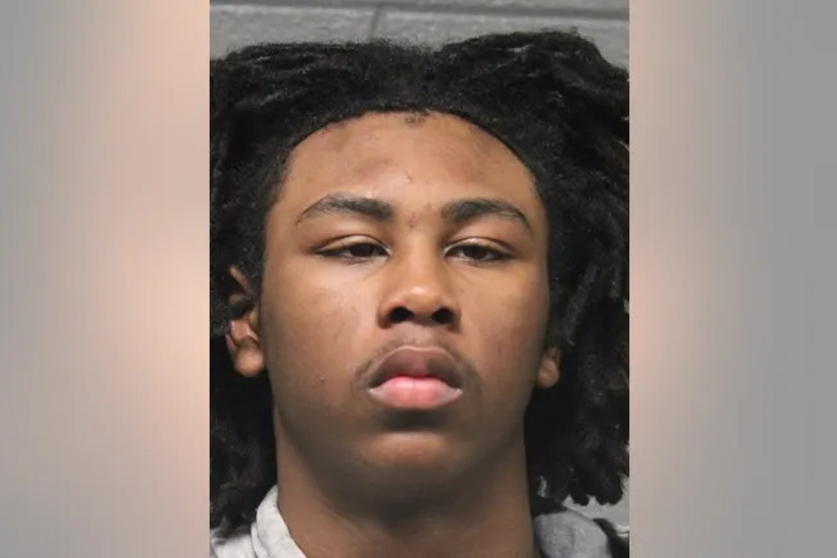 Suburban Man Charged in Red Line Robbery Near 69th