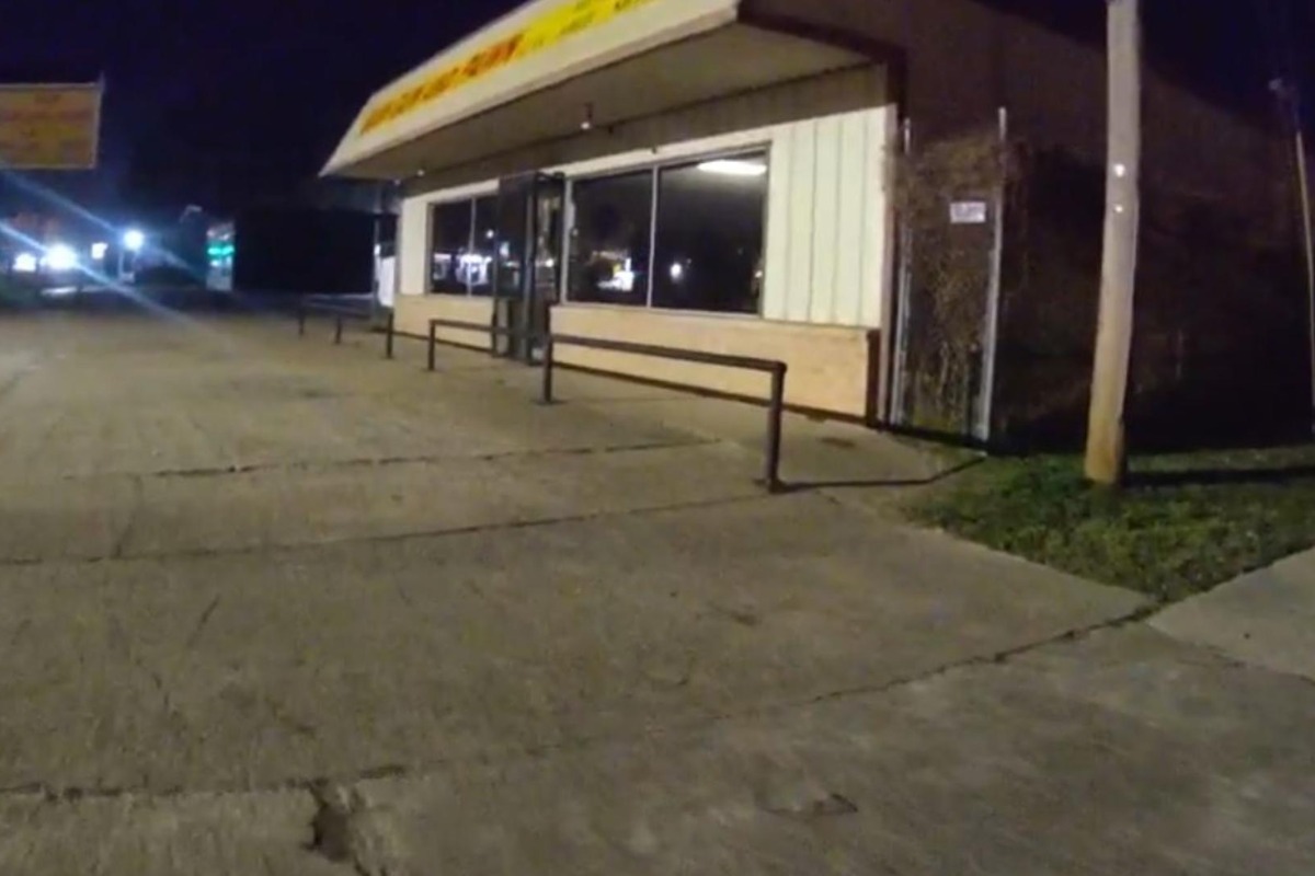 Dallas Crew Nabbed in Mount Pleasant Pawn Shop Hole-in-the-Wall Bust,