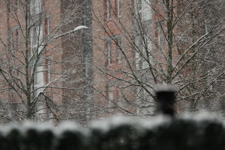 Detroit Braces for Wintry Blast, Chilly Temps and Snow Flurries on the