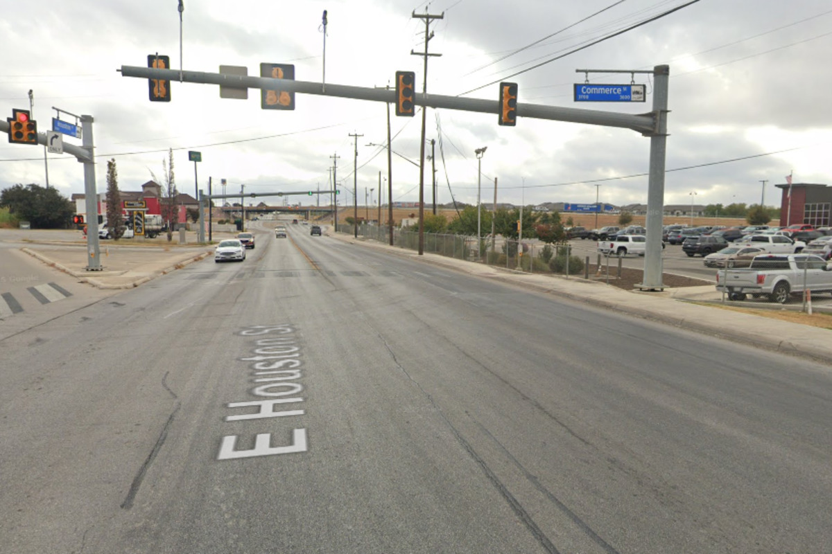 East Side Gas Station Set-Up, Man Robbed After Late-Night Pickup In
