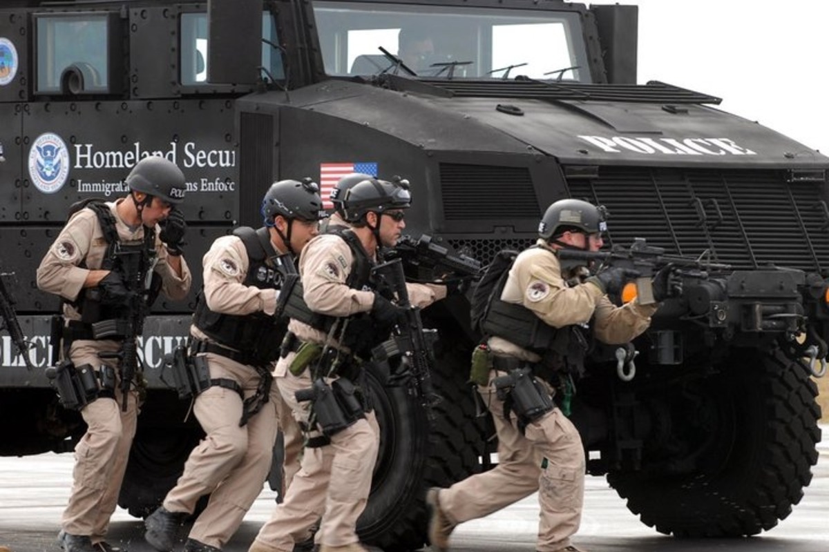 Federal Raid in Los Angeles' Fashion District Sparks Fear and