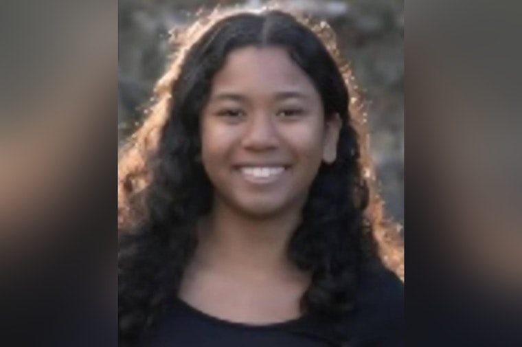 Hawaii Island Police Seek Public's Help to Locate Endangered Runaway