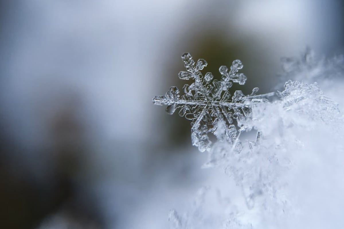 Indianapolis Braces for Biting Cold Snap and Snow as Temperatures