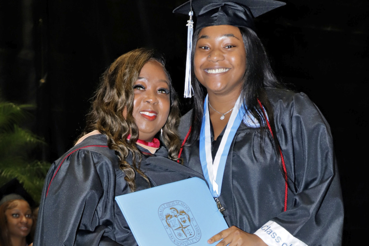 Jean Ribault High School Dean's Mentorship Leads to Student Triumph