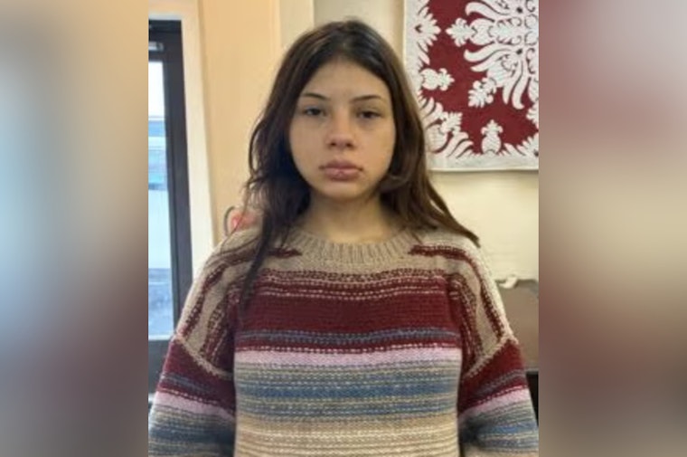 Kailua-Kona Teenager Vivianna Arsenault Reported Missing Again,