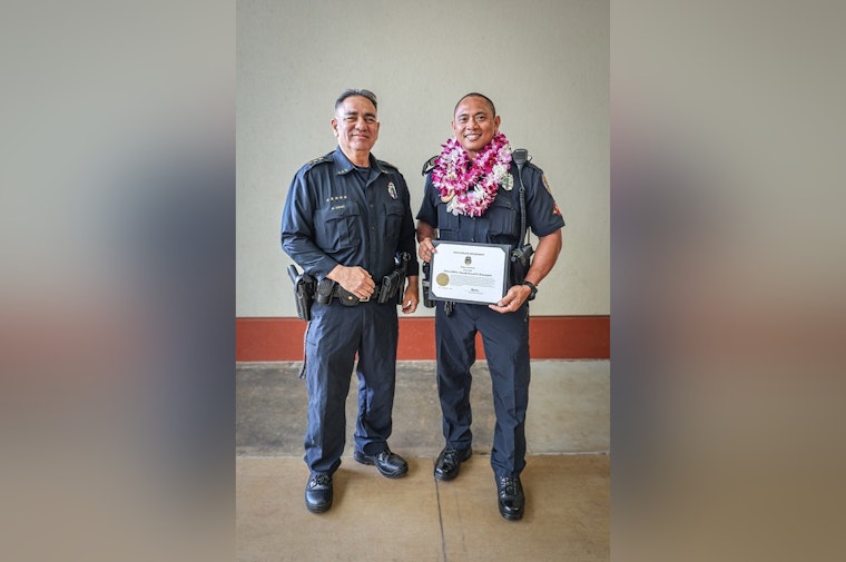 Kaua‘i Officer Honored with Life Saving Medal for Off-Duty Heroics on