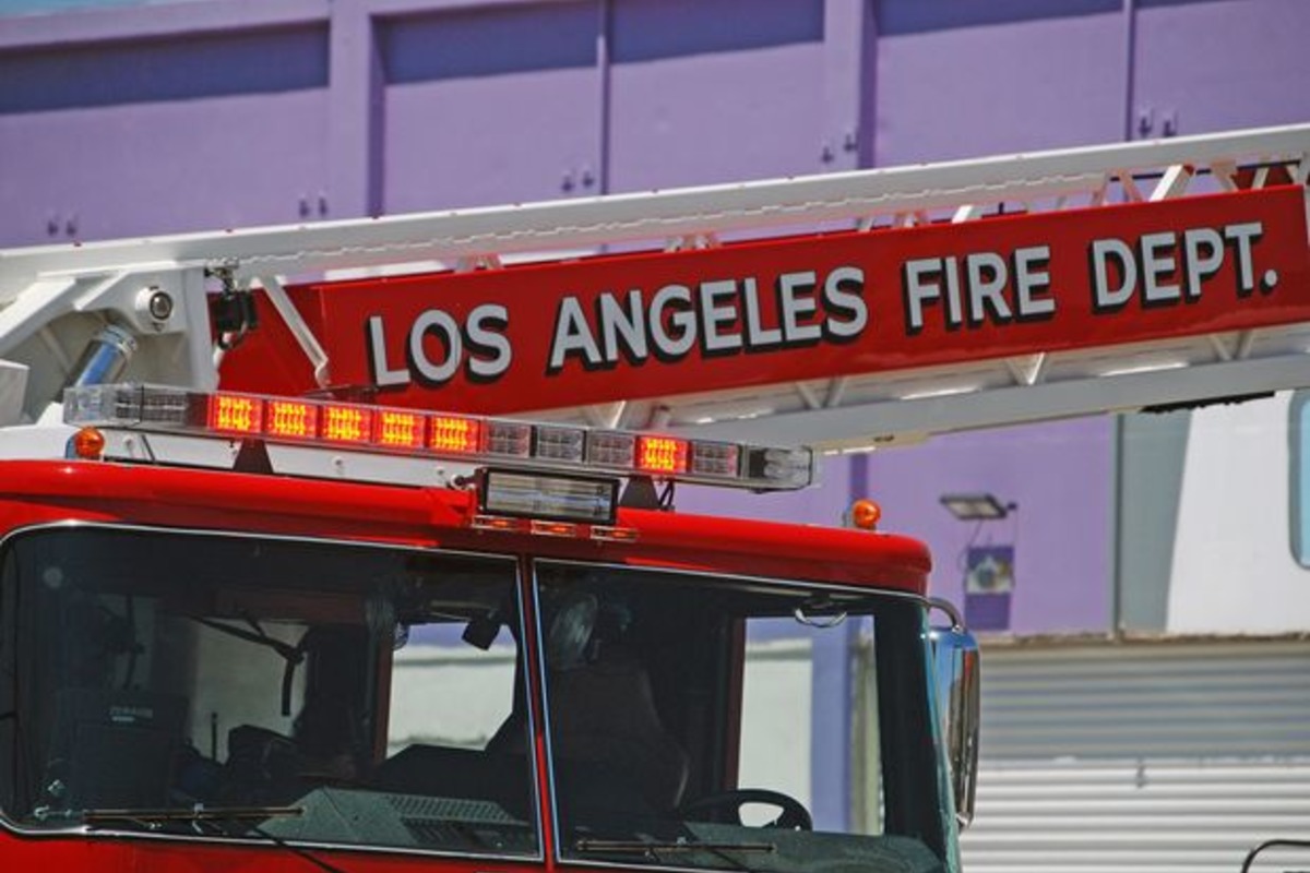 LAFD HazMat Team Successfully Contains Fire in Shipping Container at
