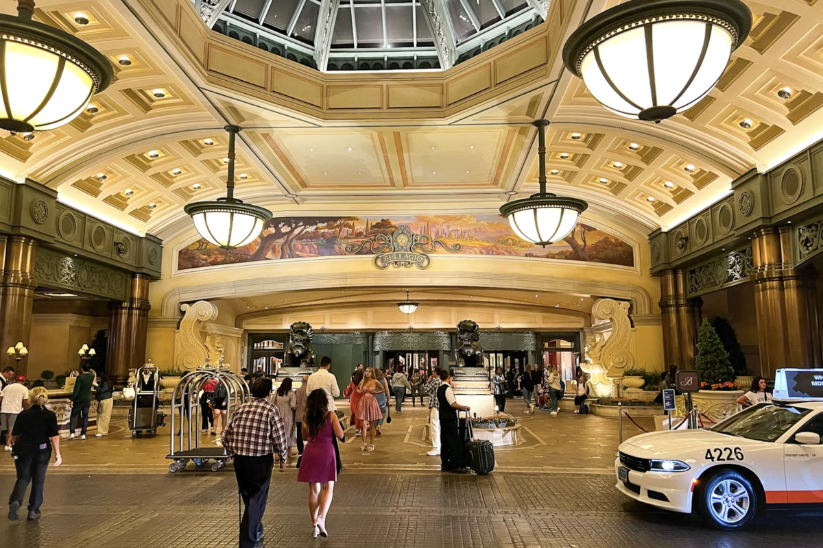 Las Vegas Visitor Numbers Dip Despite Major Events, Casinos See Mixed