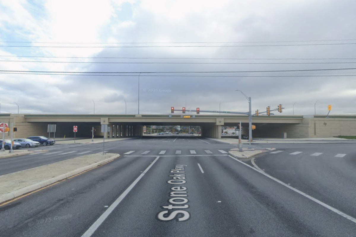 Major Highway 281 Accident near Stone Oak Parkway Causes Extensive