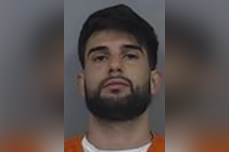 Michigan Man Sentenced to 18 Months for Unruly Behavior Aboard