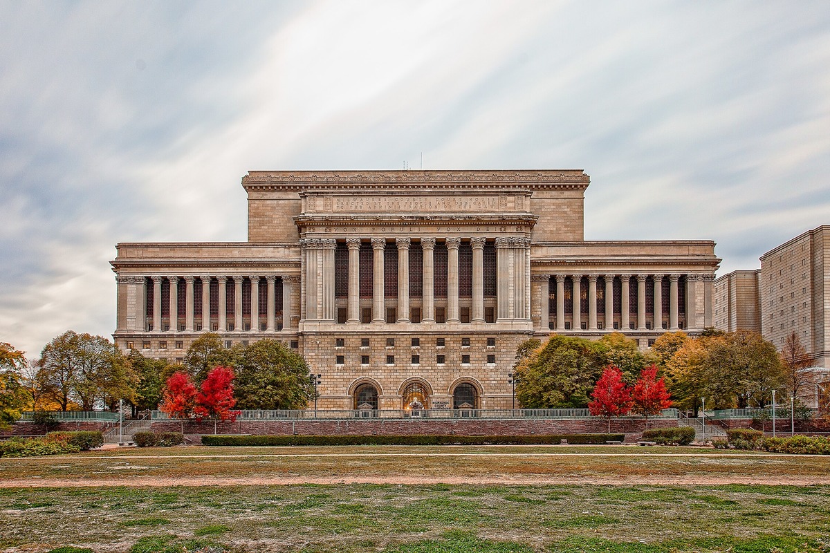 Milwaukee County Youth Commission Collaborates in Granting $35,000 to