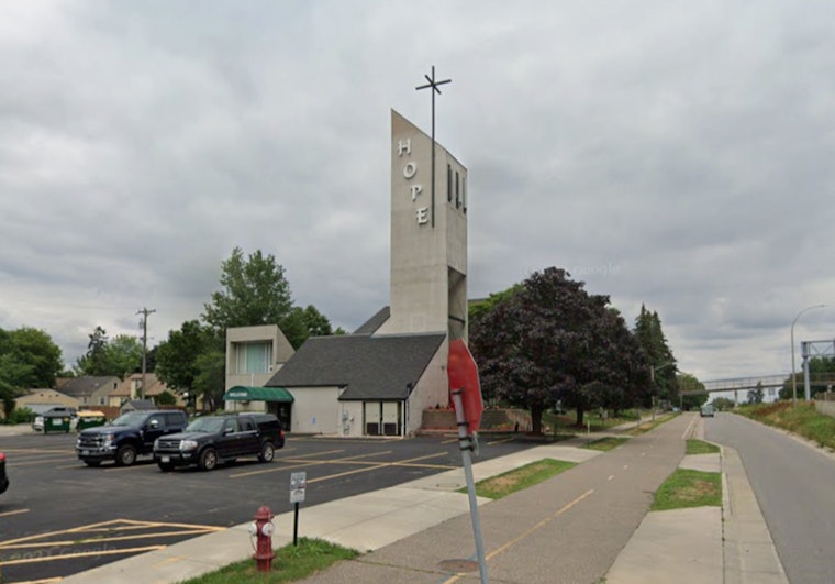 Minneapolis Church Delivers Groceries Amid ICE Surge