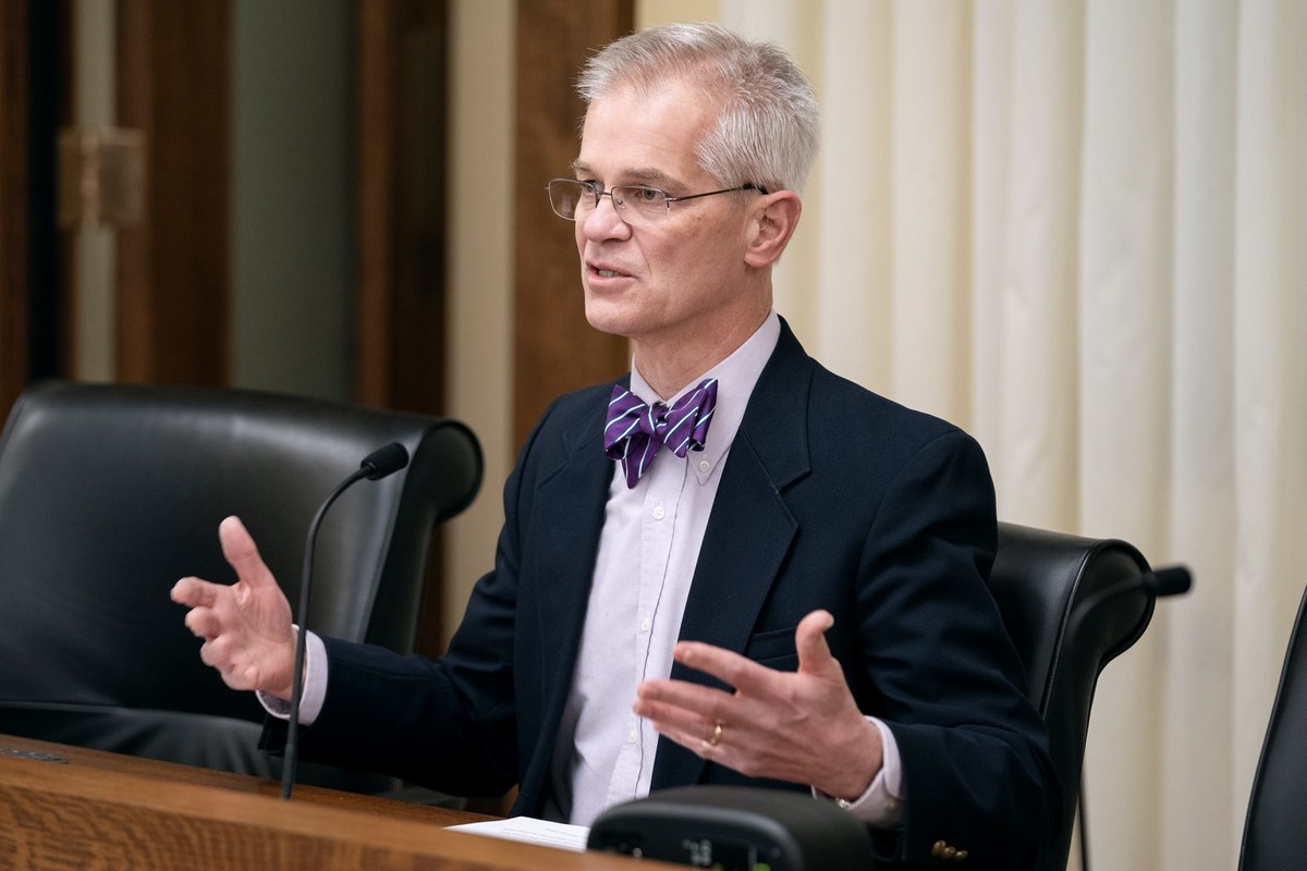 Minnesota Senator John Marty Challenges CEOs on ICE Actions, Demands