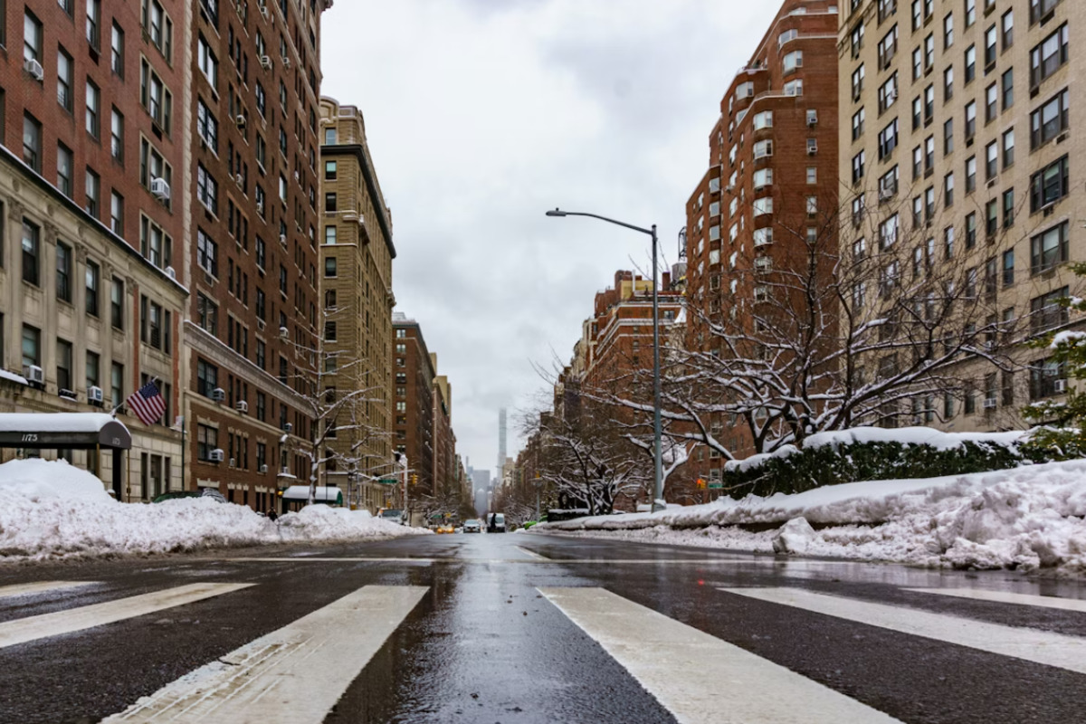 New York City Public Schools Prepare for Reopening Post-Snowstorm Amid