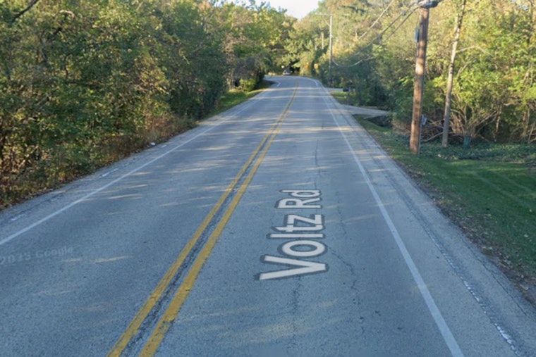 One Dead After Northbrook Crash on Voltz Road