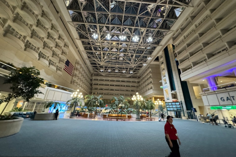 Over 120 Flights Canceled at Orlando International Airport Amidst