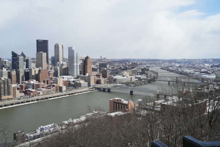 Pittsburgh Braces for Light Snowfall, Extreme Cold Warning Issued for