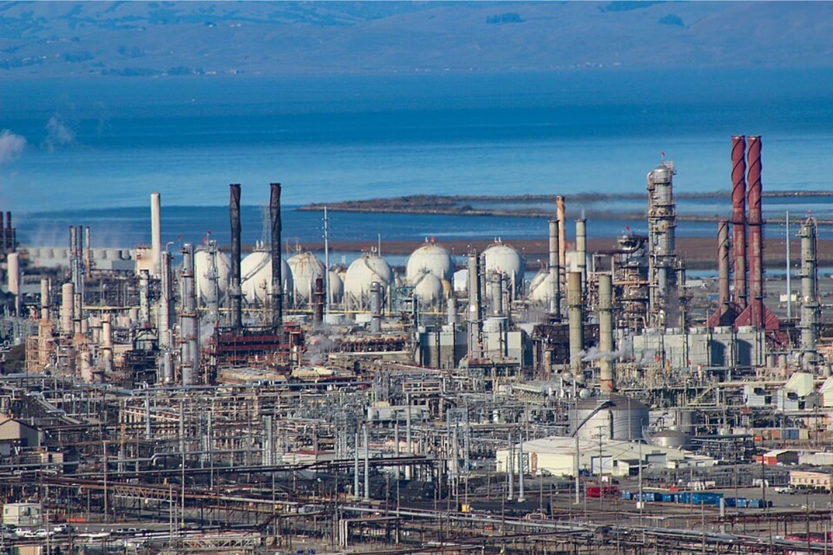 Richmond Chevron Refinery Experiences Flaring, Issues Level 1 Hazmat