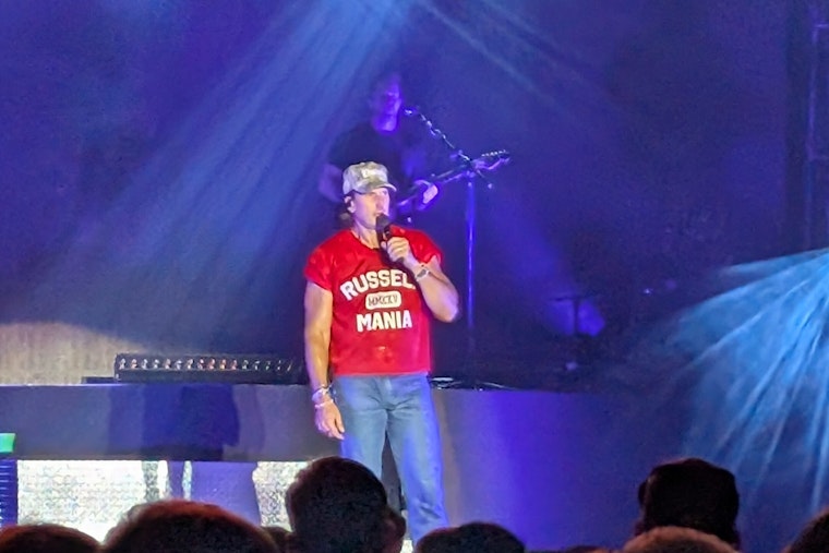 Rodeo Houston Teases Country Star Russell Dickerson for 2026 Lineup as