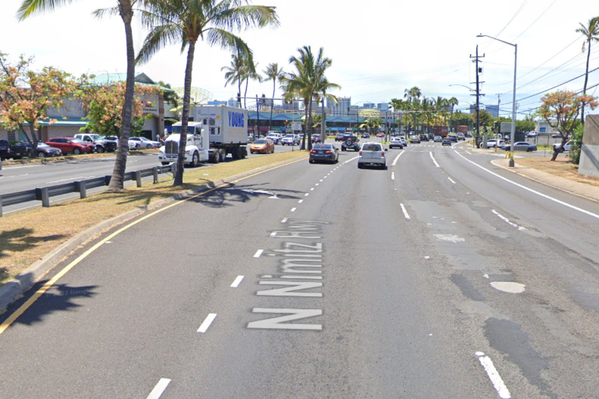 Runaway Fishing Boat Slams Nimitz Bridge, Knocks Out Honolulu Pier 16