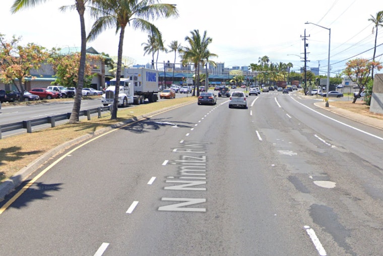 Runaway Fishing Boat Slams Nimitz Bridge, Knocks Out Honolulu Pier 16