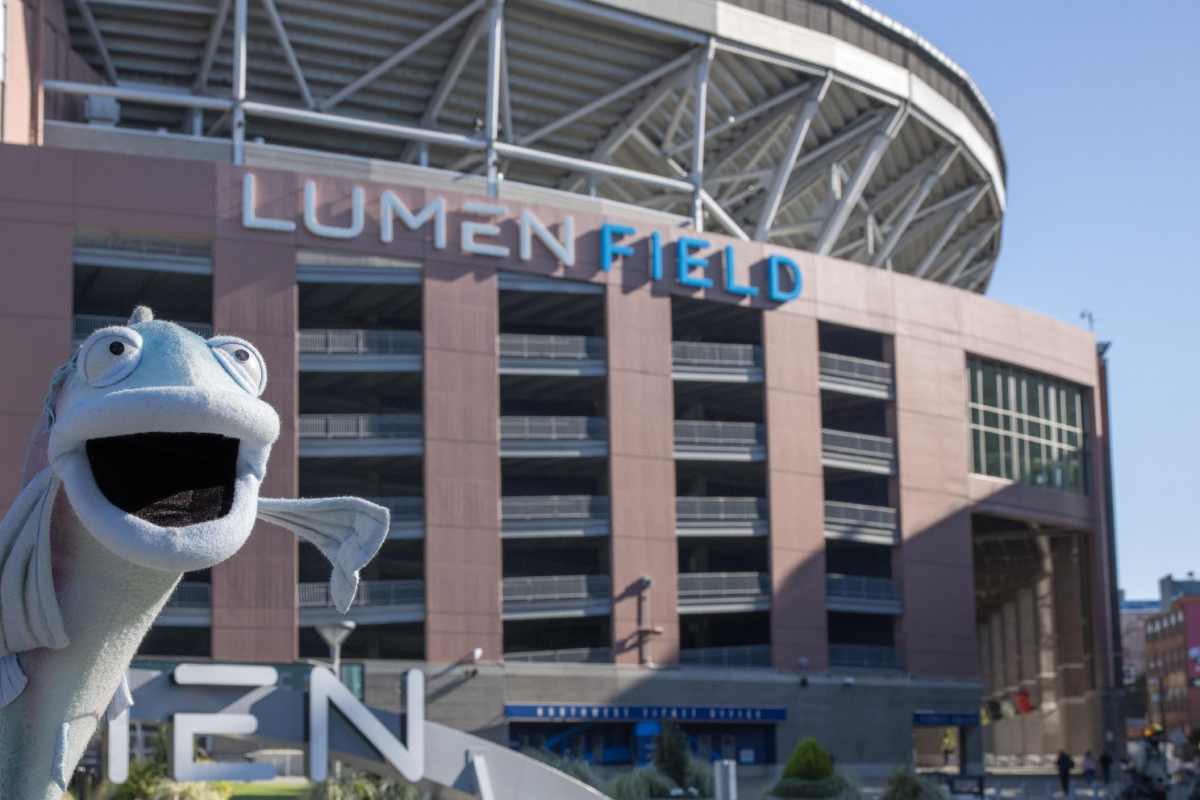 Seattle's SDOT Encourages Seahawks Fans to Tackle Game Day Traffic