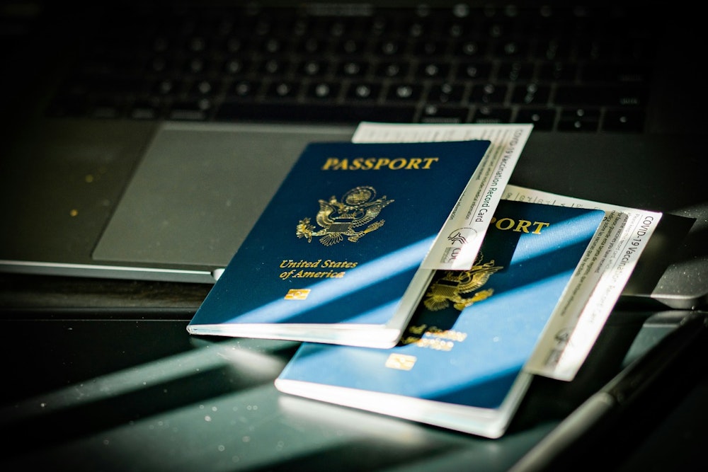 Senators Kelly and Gallego Introduce Immigration Act to Rein in ICE's