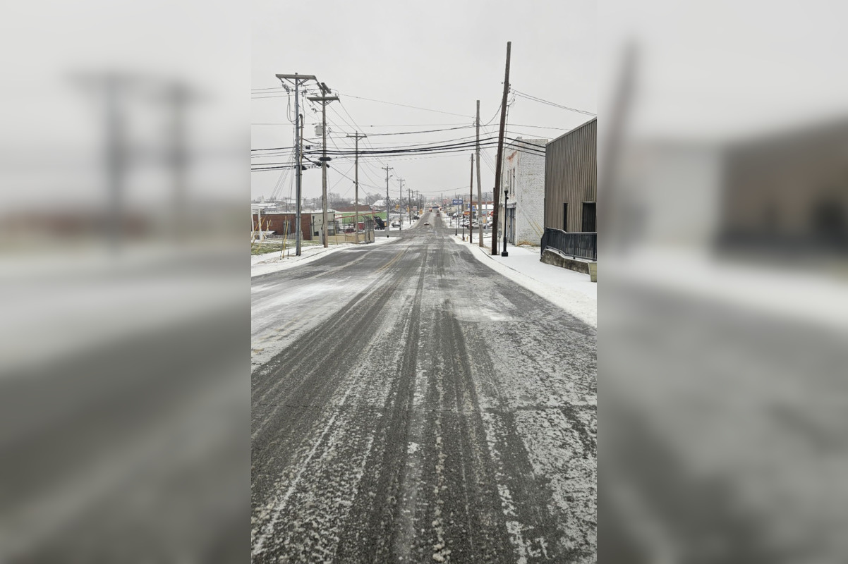 Shelbyville Police Issue Warning for Treacherous Road Conditions