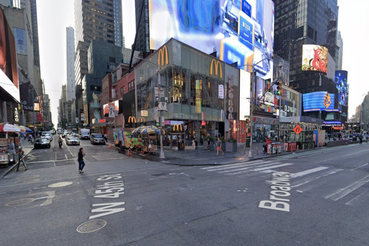 Spate of Stabbings in Times Square Stirs Safety Concerns Among New