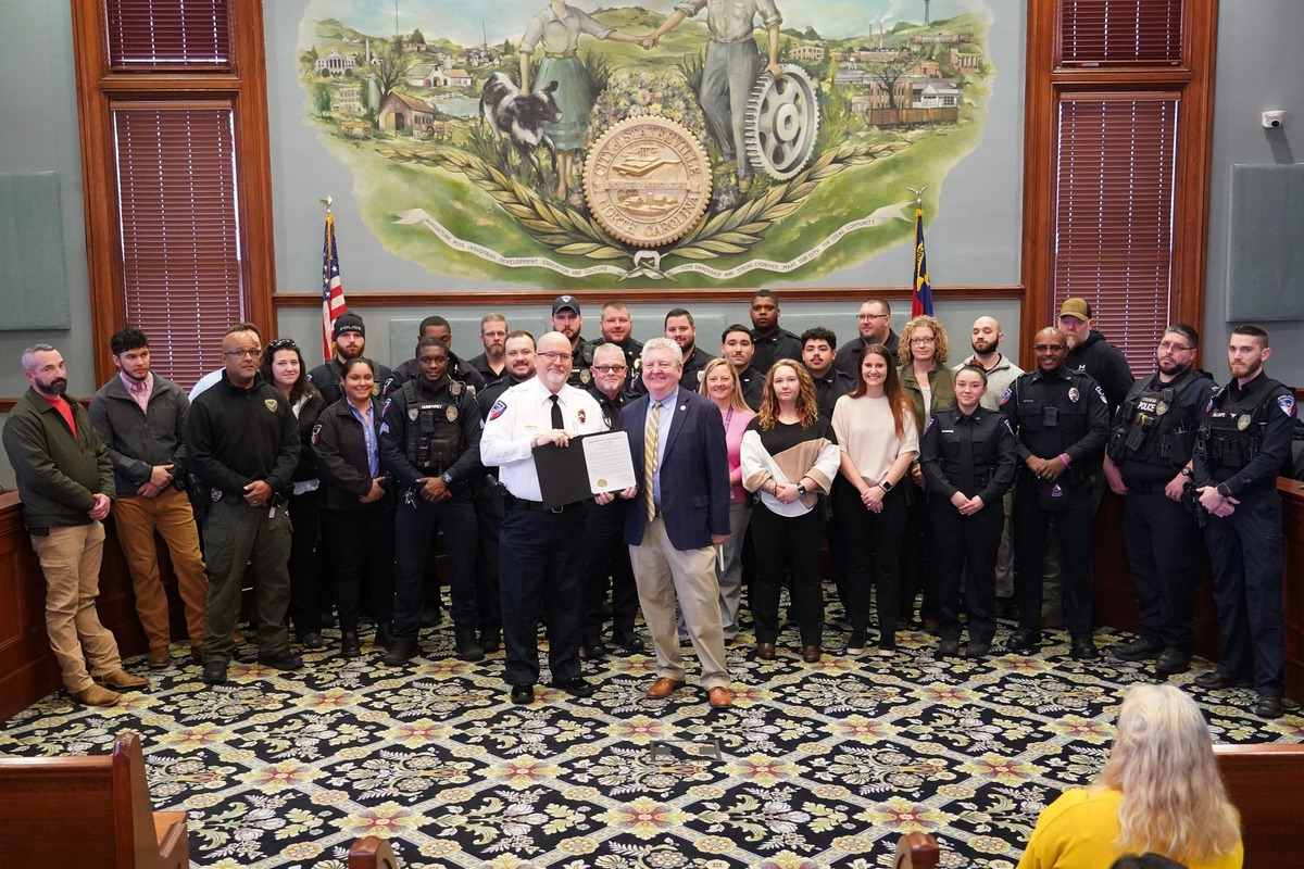 Statesville Honors Local Police on National Law Enforcement