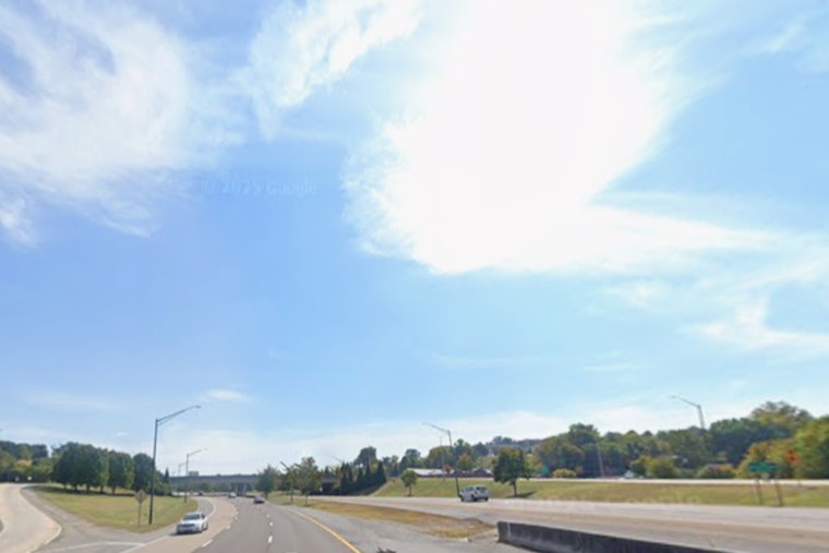 Sunny Reprieve in Knoxville Before Expected Midweek Showers and Snow,