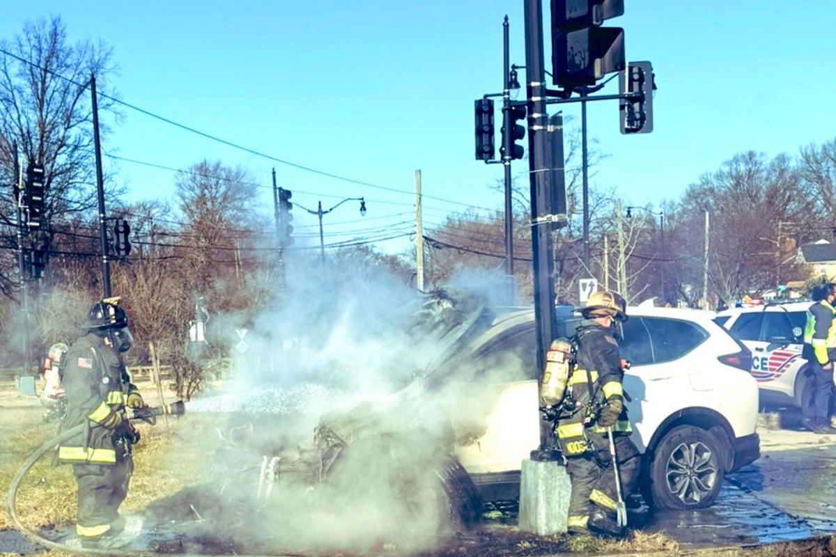 Swift Rescue by DC Fire and EMS Following Fiery Crash at Kenilworth