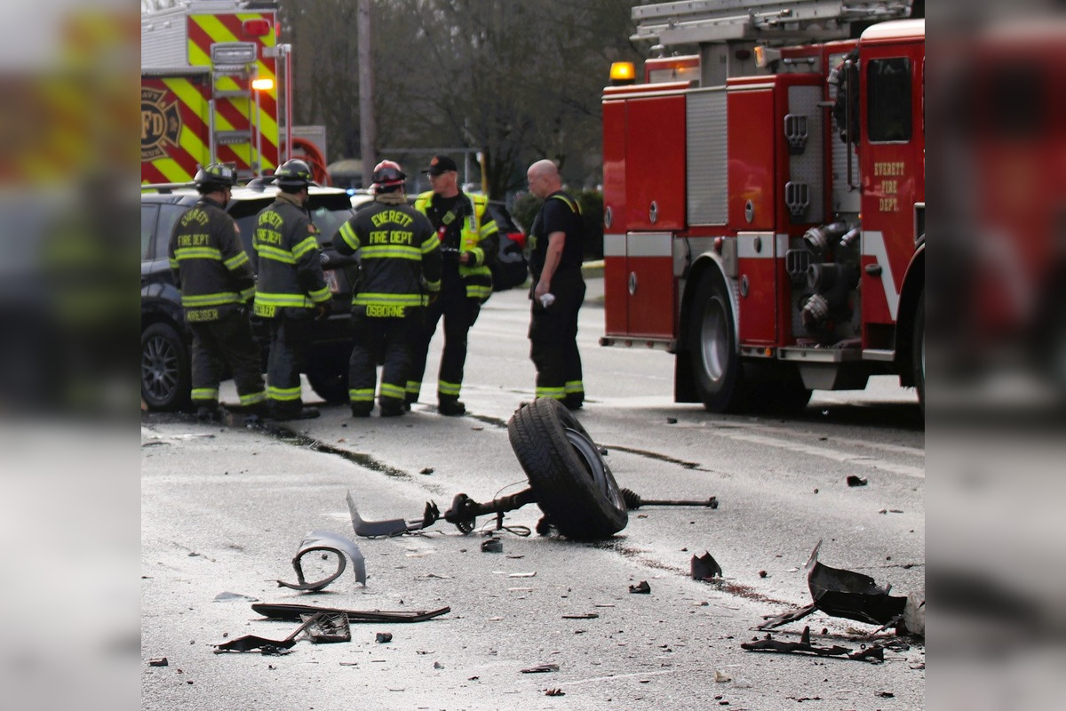 Tragic Multi-Vehicle Collision in Everett Claims Lives of Two Seniors,