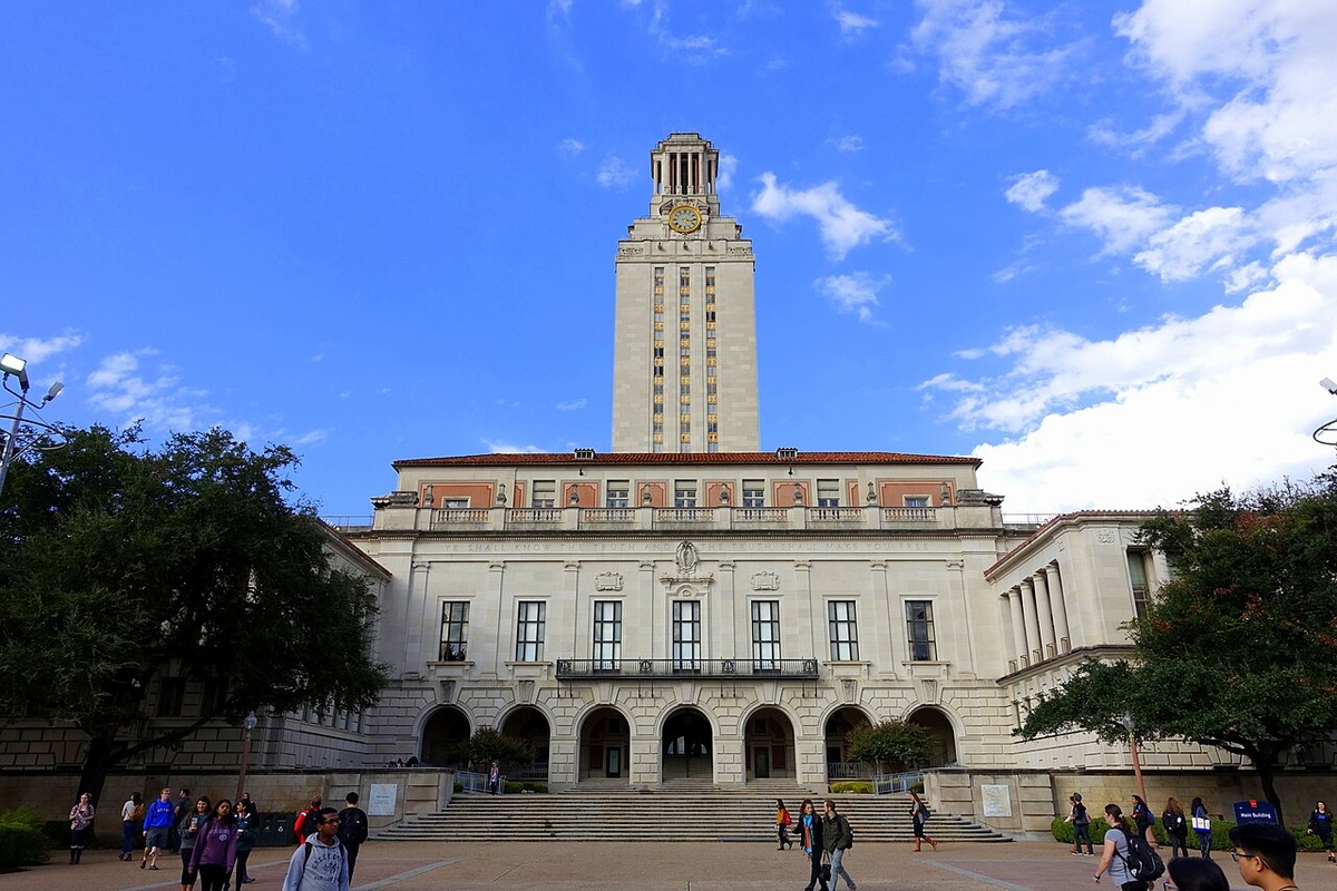 UT Austin Snags $10M NEH Windfall To Shape New Civic Power Majors