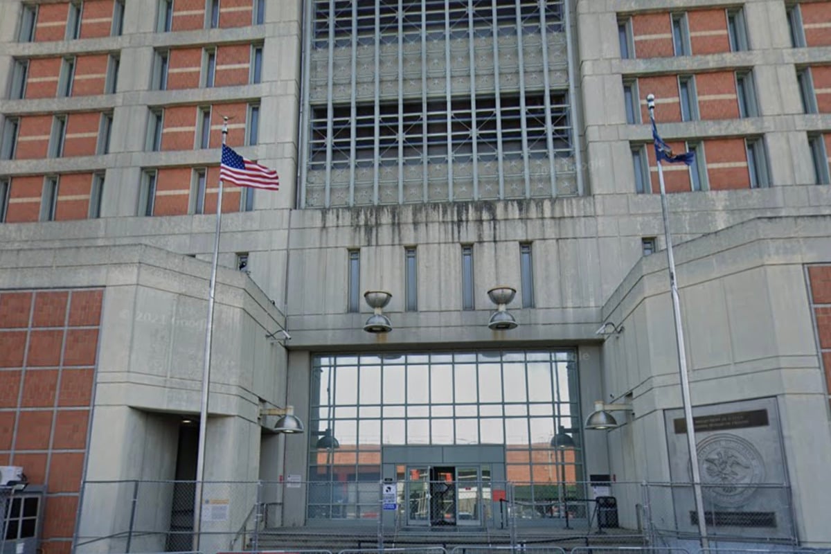 Venezuelan Leader Nicolás Maduro and Wife Cilia Flores Behind Bars in