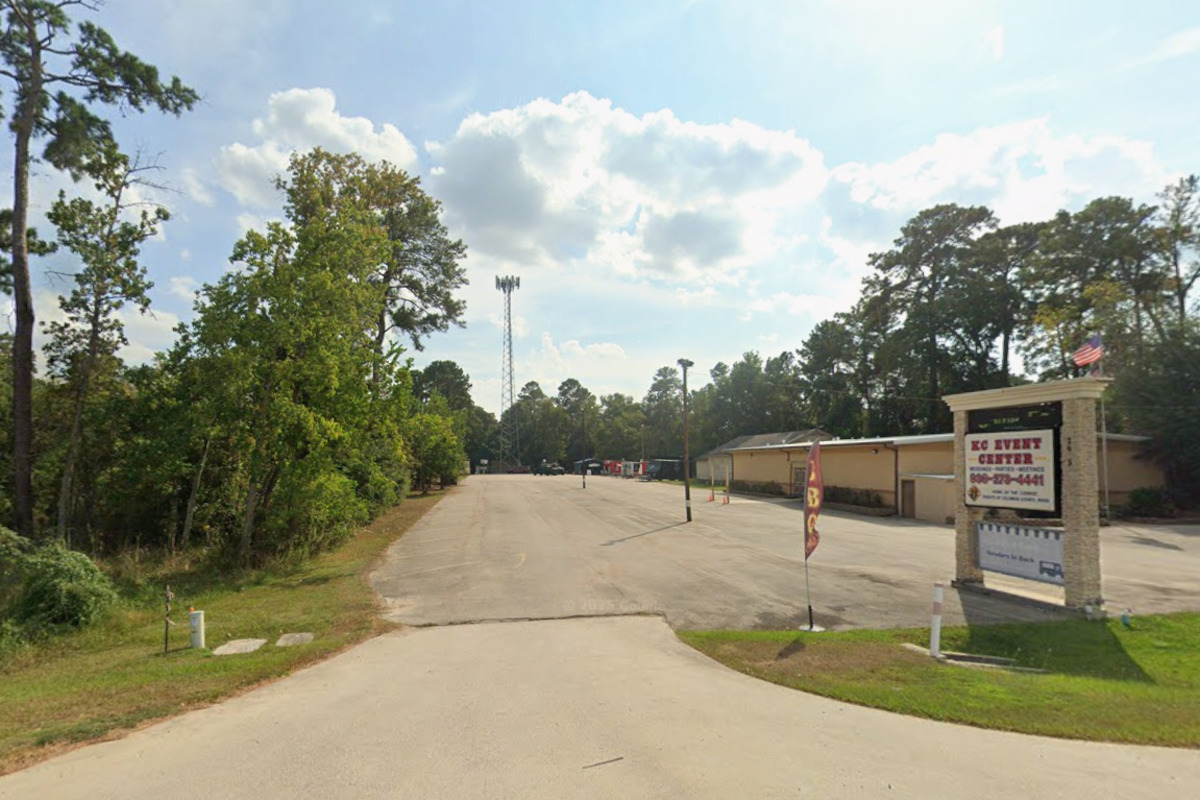 Vick's Texas BBQ Truck Pulls Up Stakes On FM 1488
